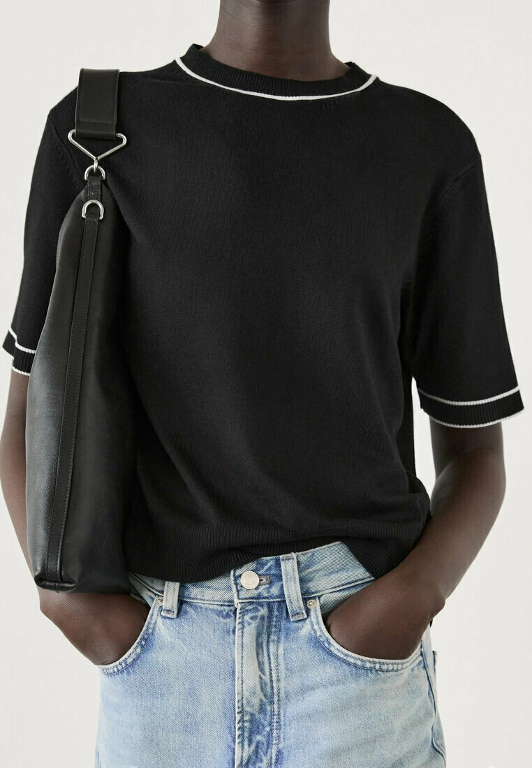 Massimo Dutti SHORT SLEEVE CONTRAST - T-shirt basique - black/noir ...
