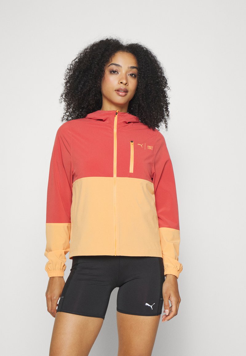 Puma FIRST MILE JACKET - Laufjacke - astro red/bright melon/hellrot ...