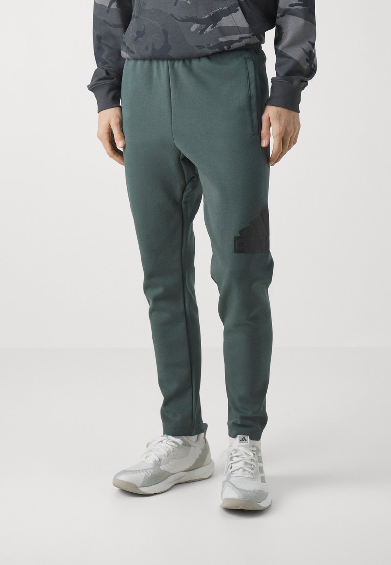 adidas Sportswear Trainingsbroek - legend ivy/kaki - Zalando.nl