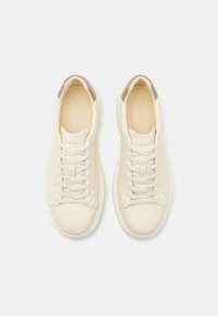 GANT ZONICK - Sneakersy niskie/mleczny - Zalando.pl