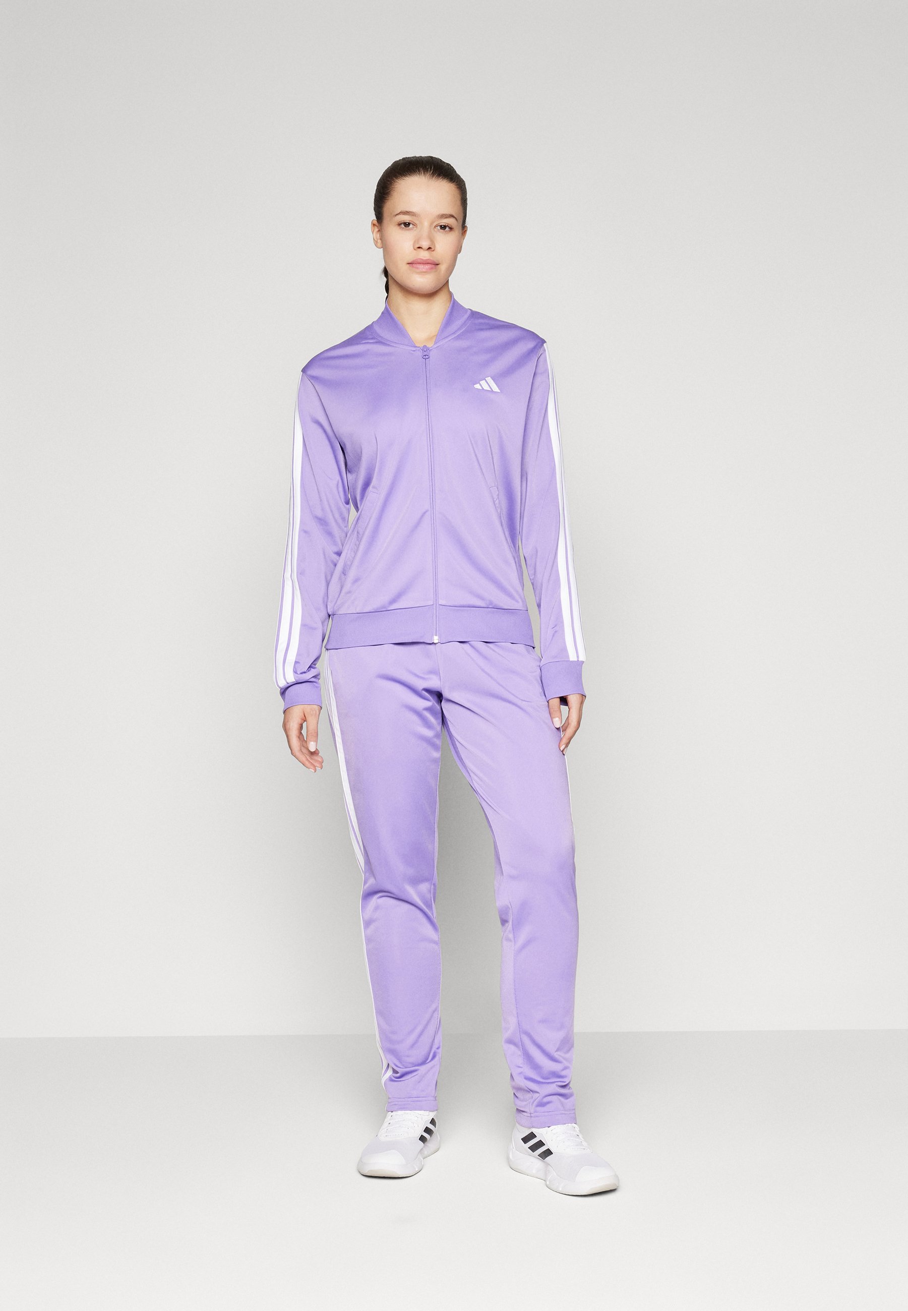 Logo Adidas Violet