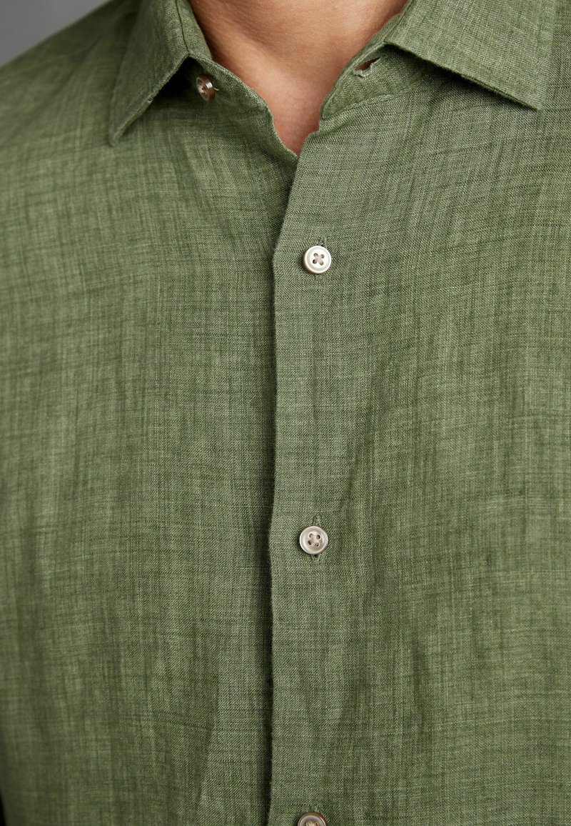 Next SIGNATURE TRIMMED REGULAR FIT - Shirt - khaki green/green - Zalando