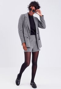 Cache Cache MIT HOHER TAI - Shorts - noir/negro - Zalando.es