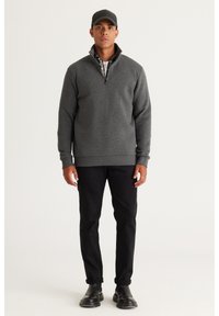 AC&CO / ALTINYILDIZ CLASSICS STANDARD FIT - Sweater - Standard Fit ...