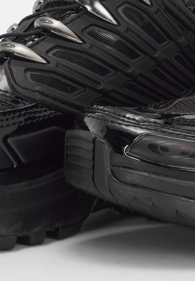 MM6 Maison Margiela TRAINERS WOMEN ACS PRO - Sneaker low - black/quiet ...