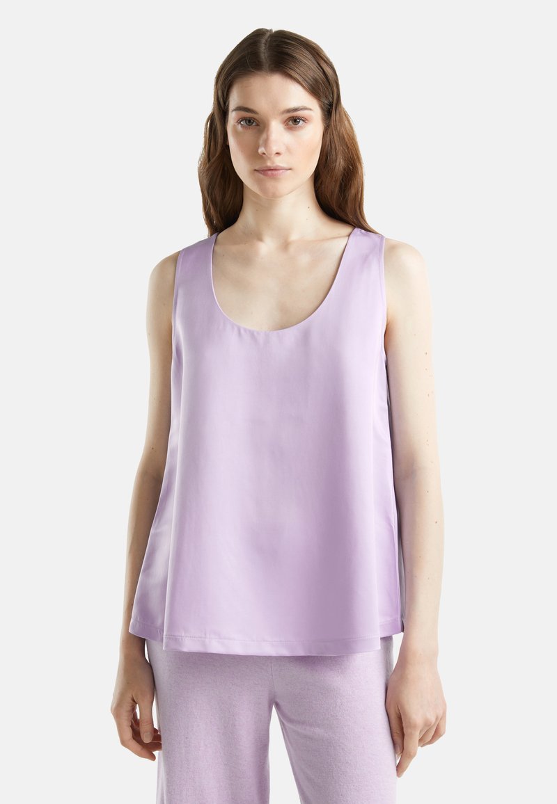 United Colors of Benetton SLEEVELESS ON SHOULDERS AND CENTRE BACK SEAM ...