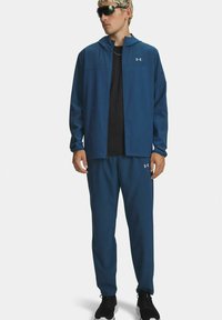 Under Armour LAUF VELOCITI PRO STORM - Pantalones montañeros largos ...