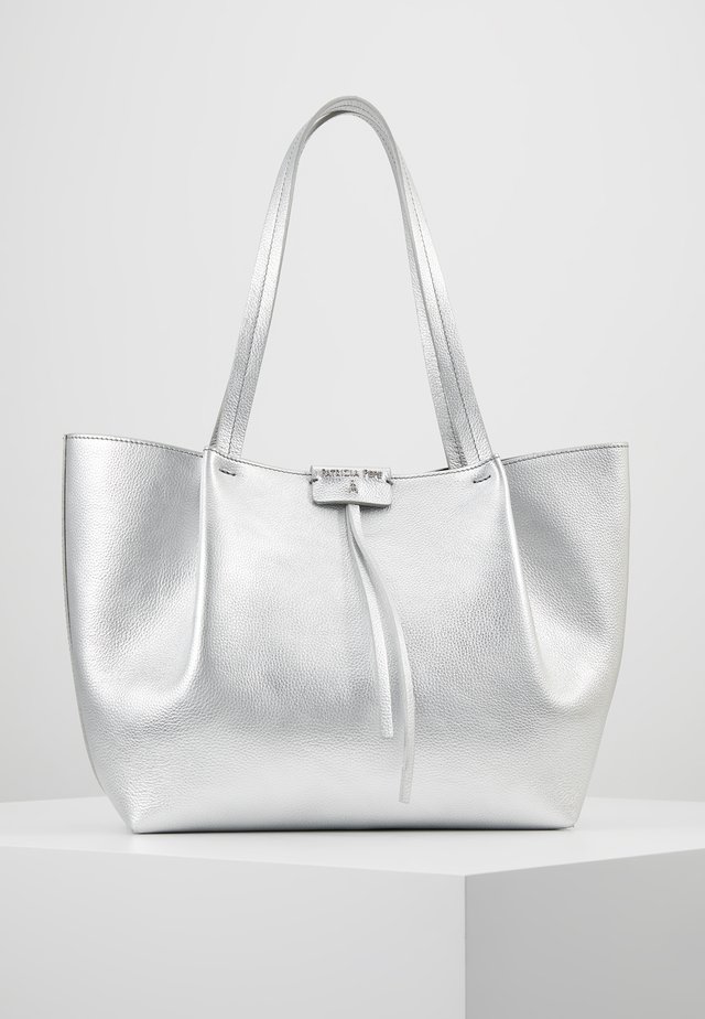 Silberne Handtaschen für Damen | Bei Zalando kaufen