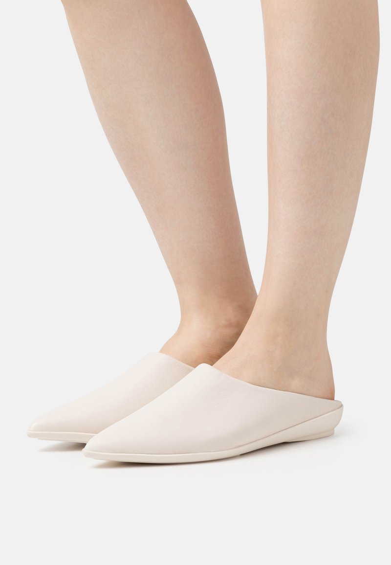 Calvin Klein WRAP DRESS MULE - Mules - butter/off-white - Zalando