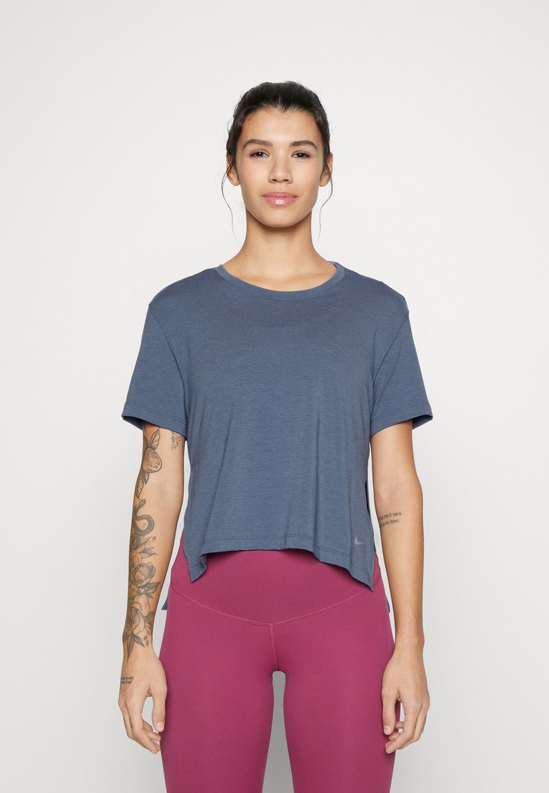 Nike Performance Sport T-Shirt - diffused blue/particle grey/hellblau ...