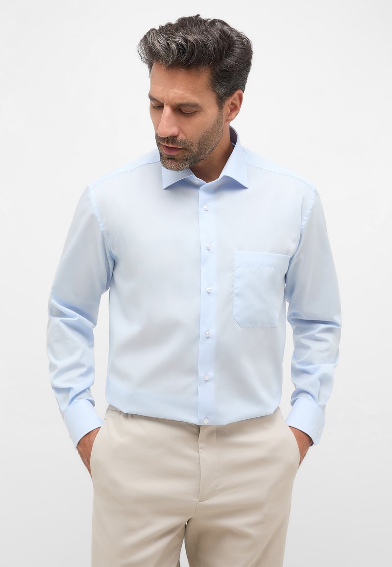 Eterna ORIGINAL SHIRT - COMFORT FIT - Formal shirt - hellblau/light ...