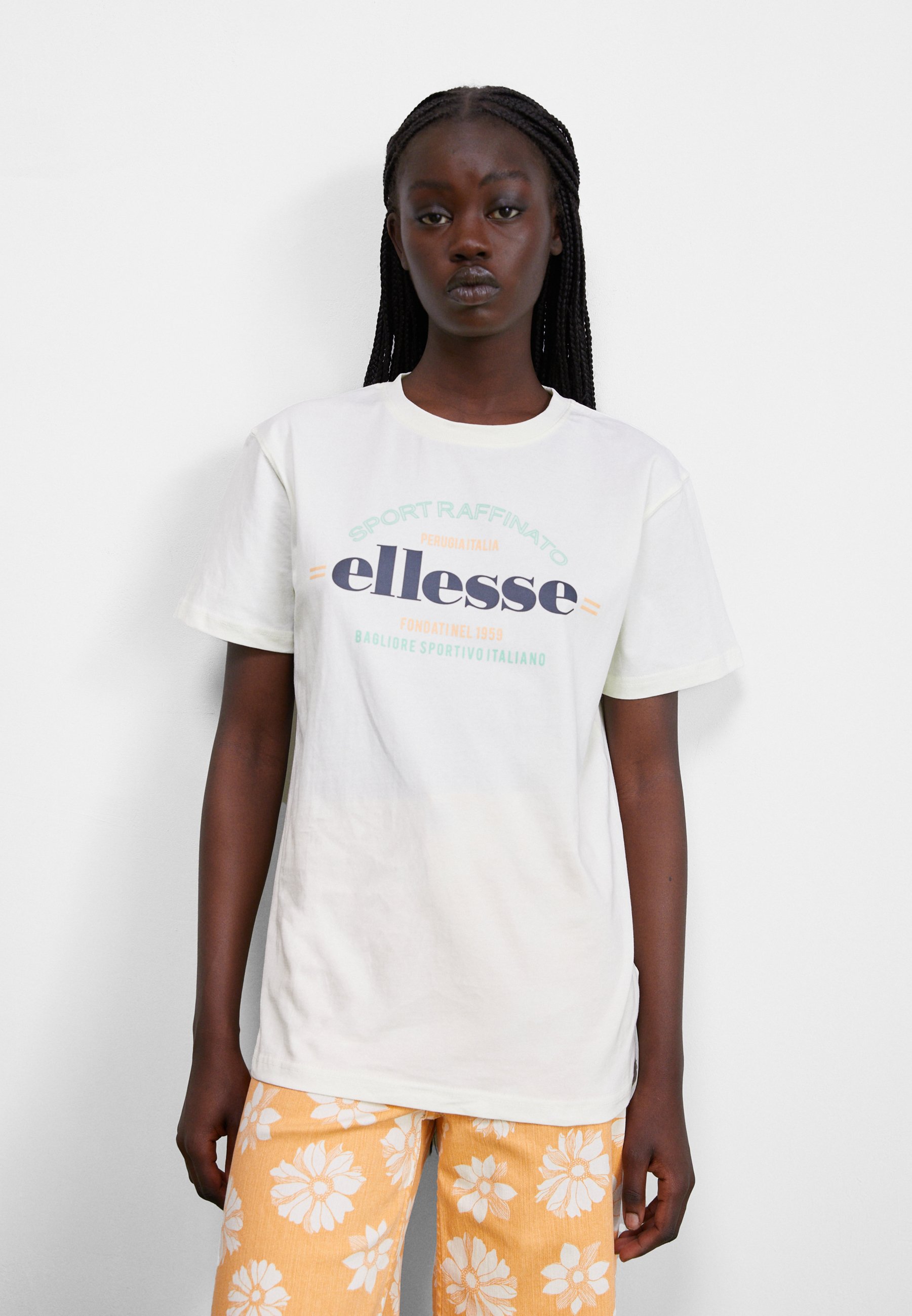 Ellesse Tovo Oversized Short Sleeve T-Shirt White Dressinn