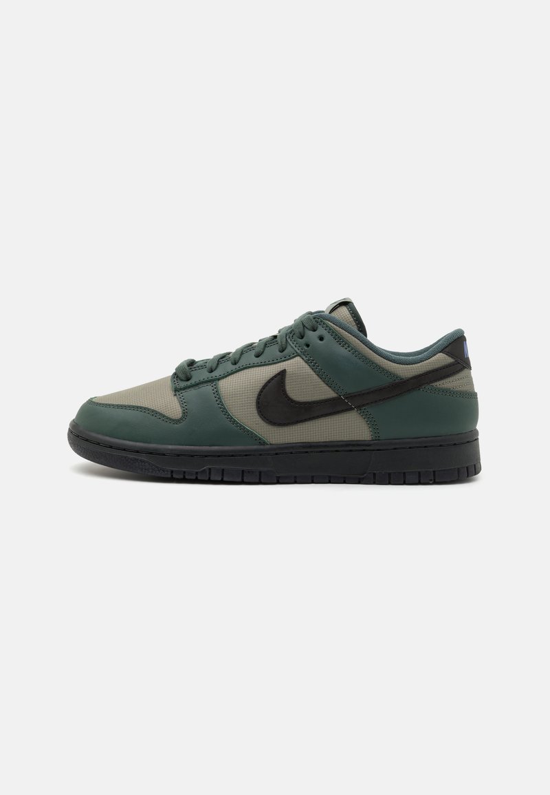 Nike Sportswear DUNK RETRO SE - Trainers - vintage green/black/dark ...