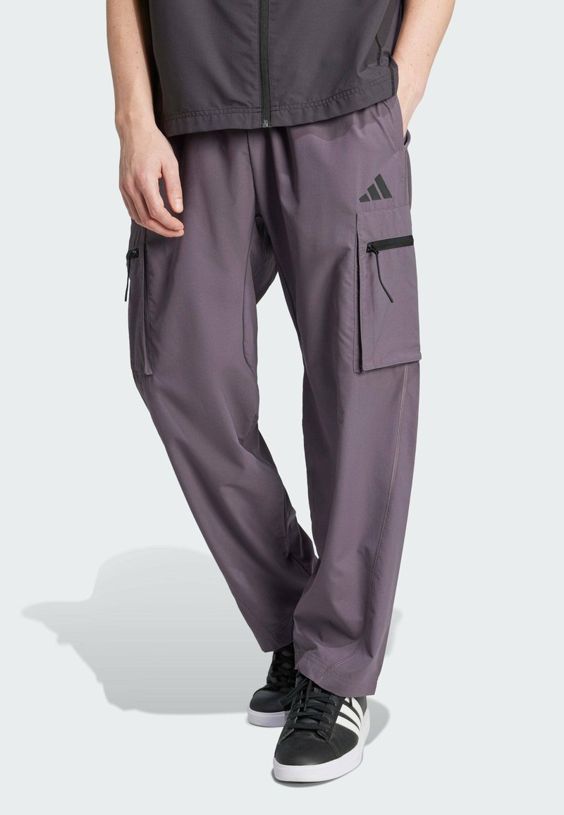 adidas Sportswear CITY ESCAPE LIGHTWEIGHT - Broek - grey strata/grijs ...