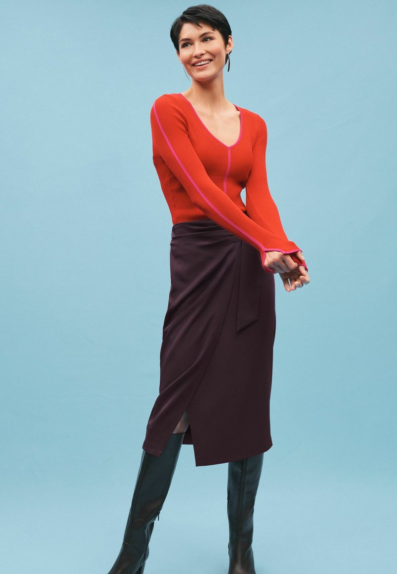 Next TIPPED V-NECK KNITTED TOP - Pullover - bright red/rouge - ZALANDO.FR