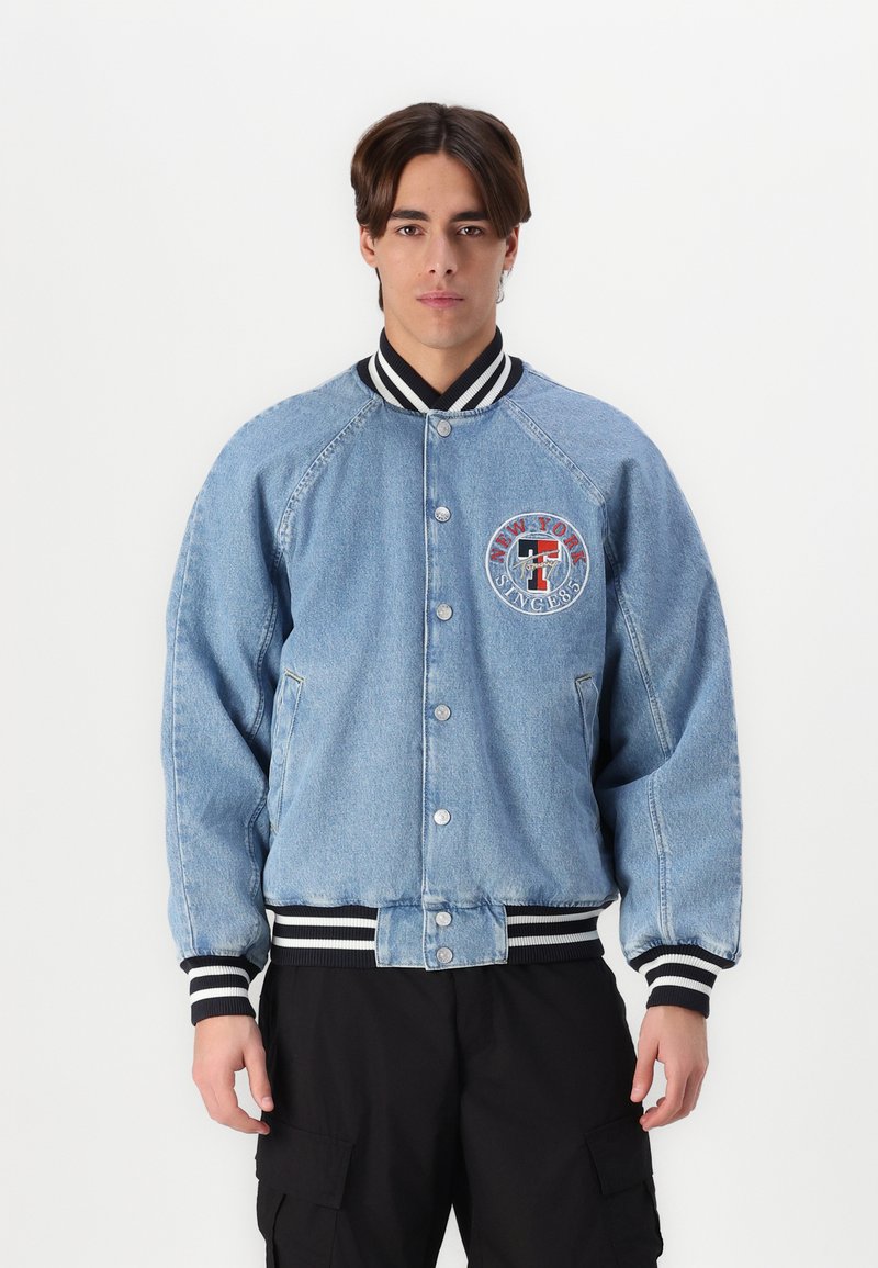 Tommy Jeans LETTERMAN - Bomber Jacket - light blue denim/light-blue ...