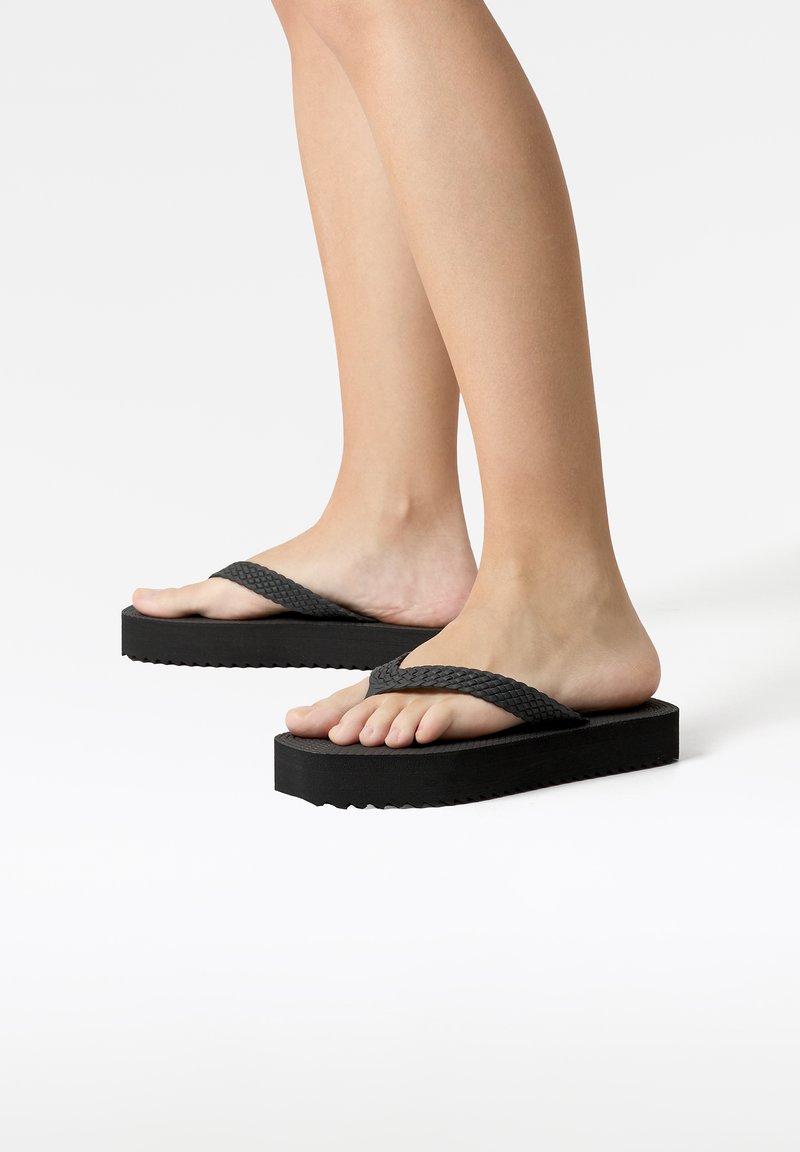 OYSHO Pool shoes - black - Zalando.ie