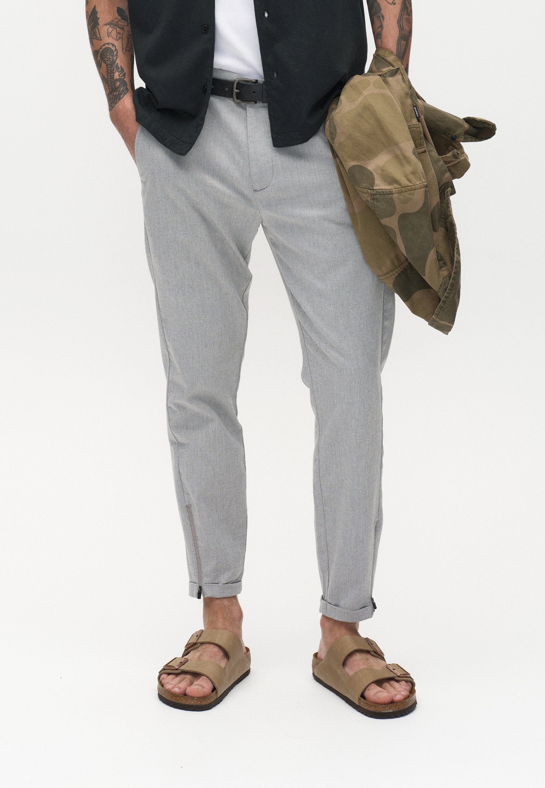 Gabba PISA DOMO - Chino - monument/grau - Zalando.ch