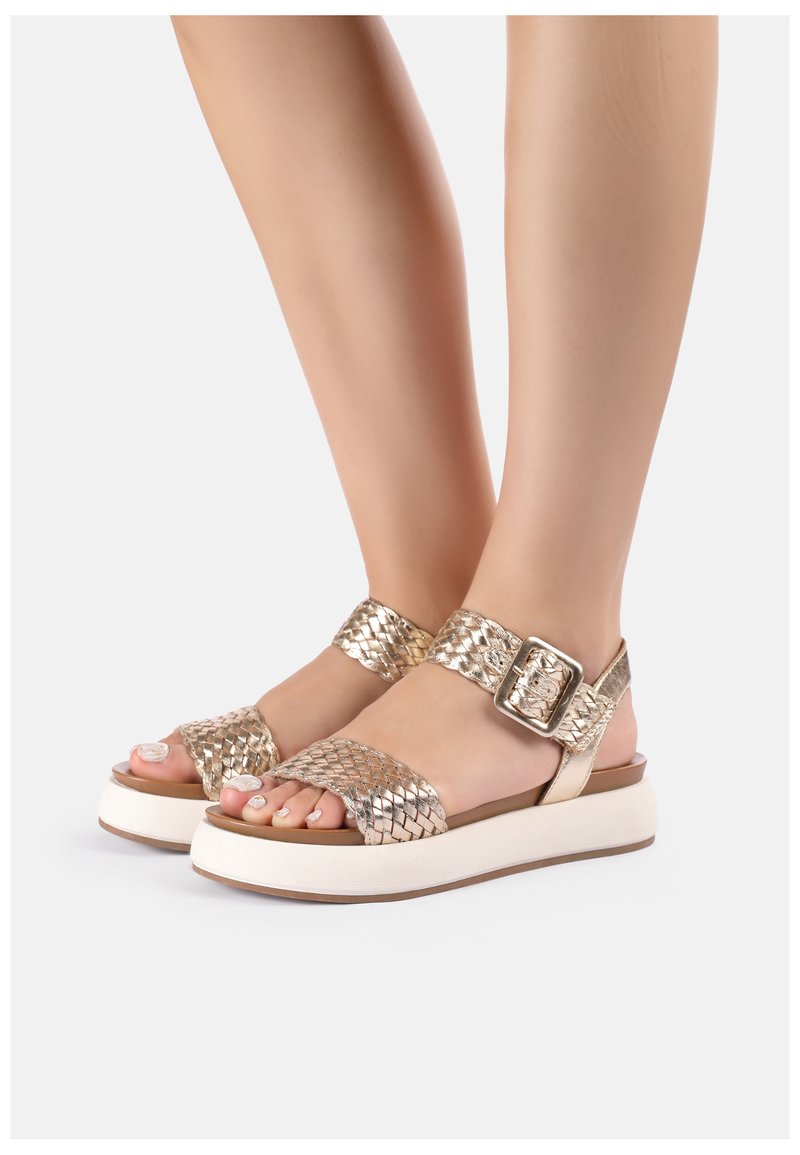 Inuovo Plateausandalette Gold Crema Gca Goldfarben Zalando At