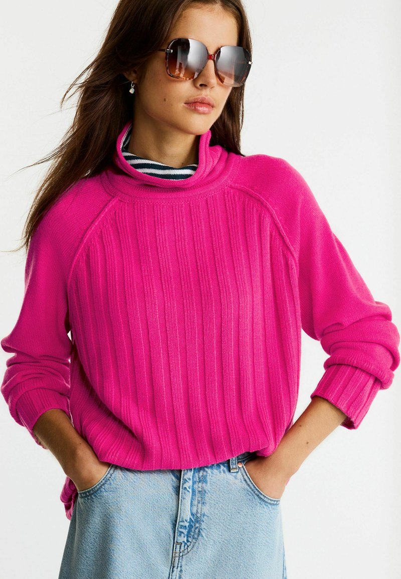 Next COSY HIGH NECK REGULAR FIT - Strickpullover - pink - Zalando.ch