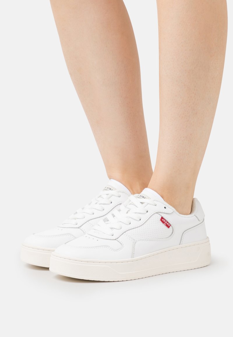 Levi's® GLIDE S - Trainers - regular white/white - Zalando.de