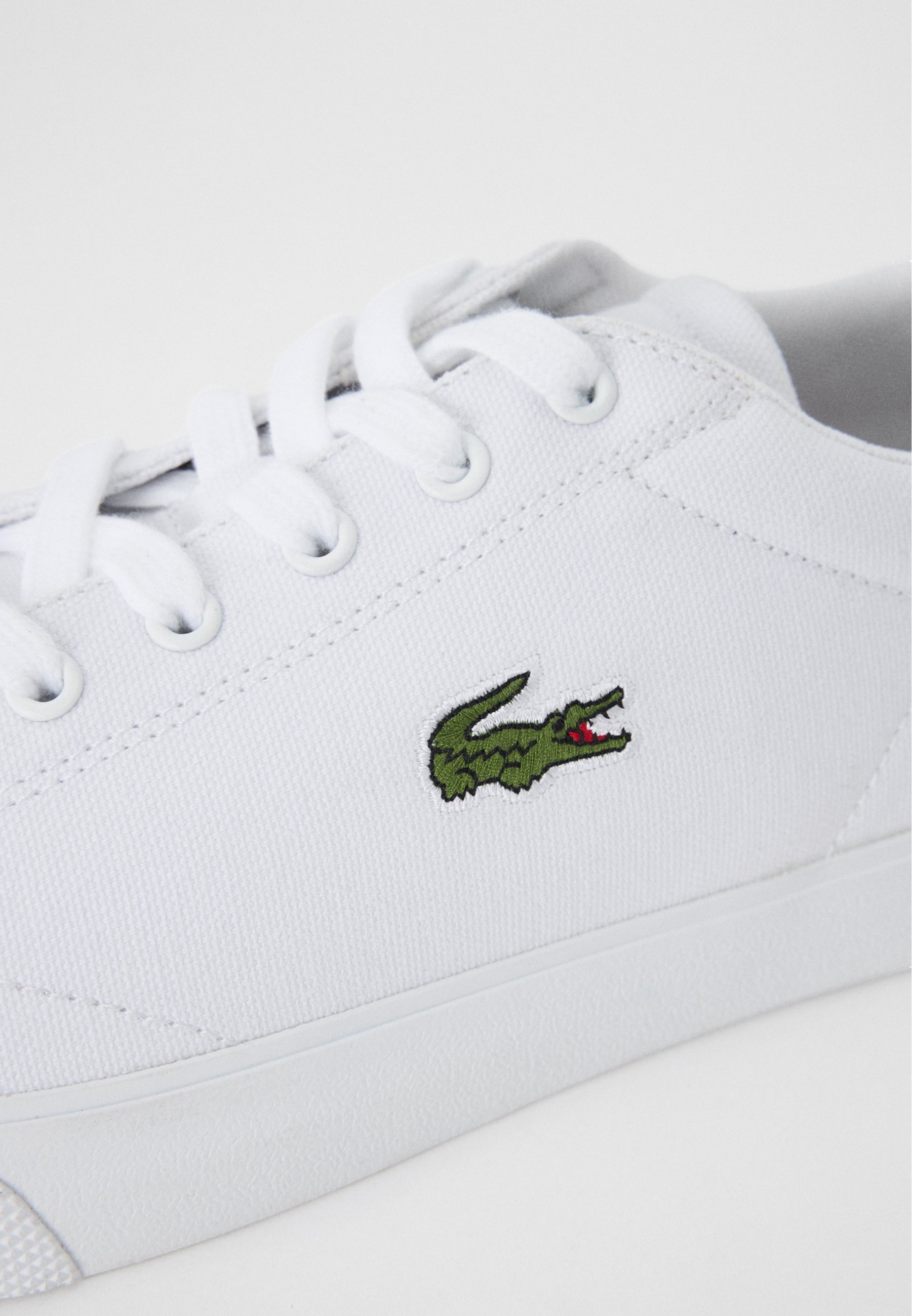 Lacoste lerond canvas store