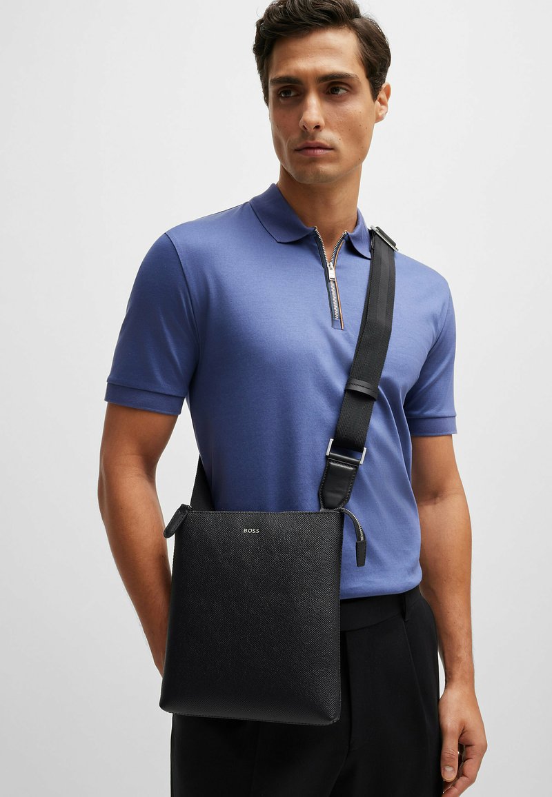 BOSS MOONSTRUCK_ENVELOPE - Across body bag - black one/black - Zalando