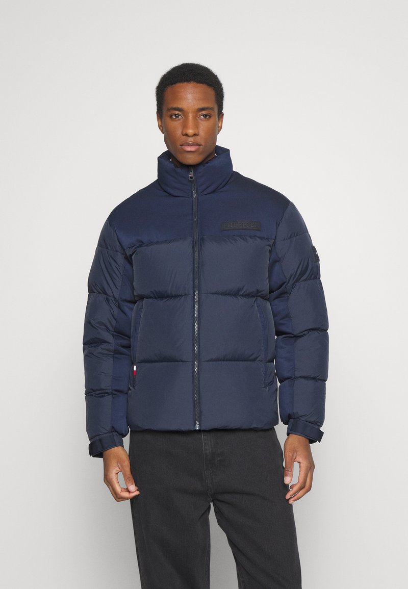 Tommy Hilfiger NEW YORK PUFFER JACKET - Short coat - desert sky/dark ...