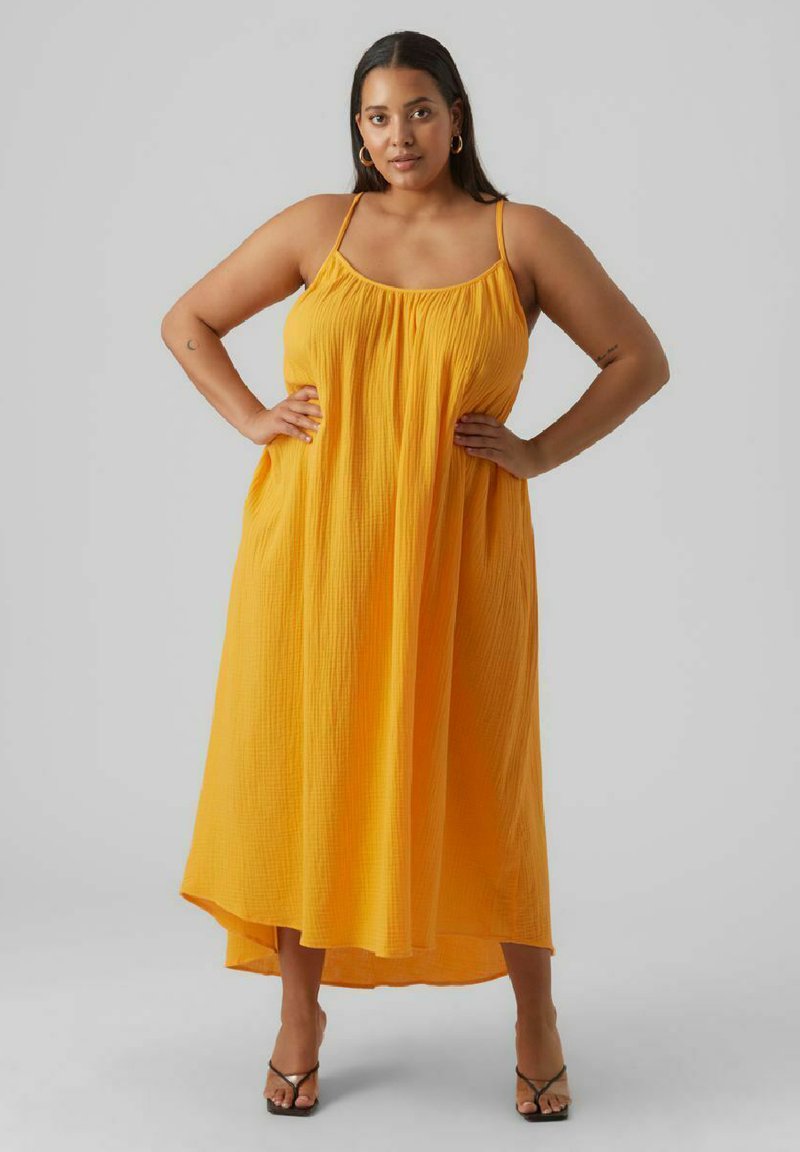 Vero Moda Curve Vestido largo - radiant yellow/amarillo - Zalando.es