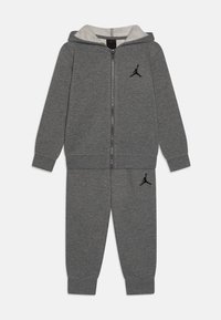 Jordan ESSENTIALS UNISEX - Trening - carbon heather/gri - Zalando.ro