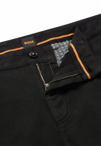 BOSS TAPERED - Chino - black one/zwart - Zalando.nl
