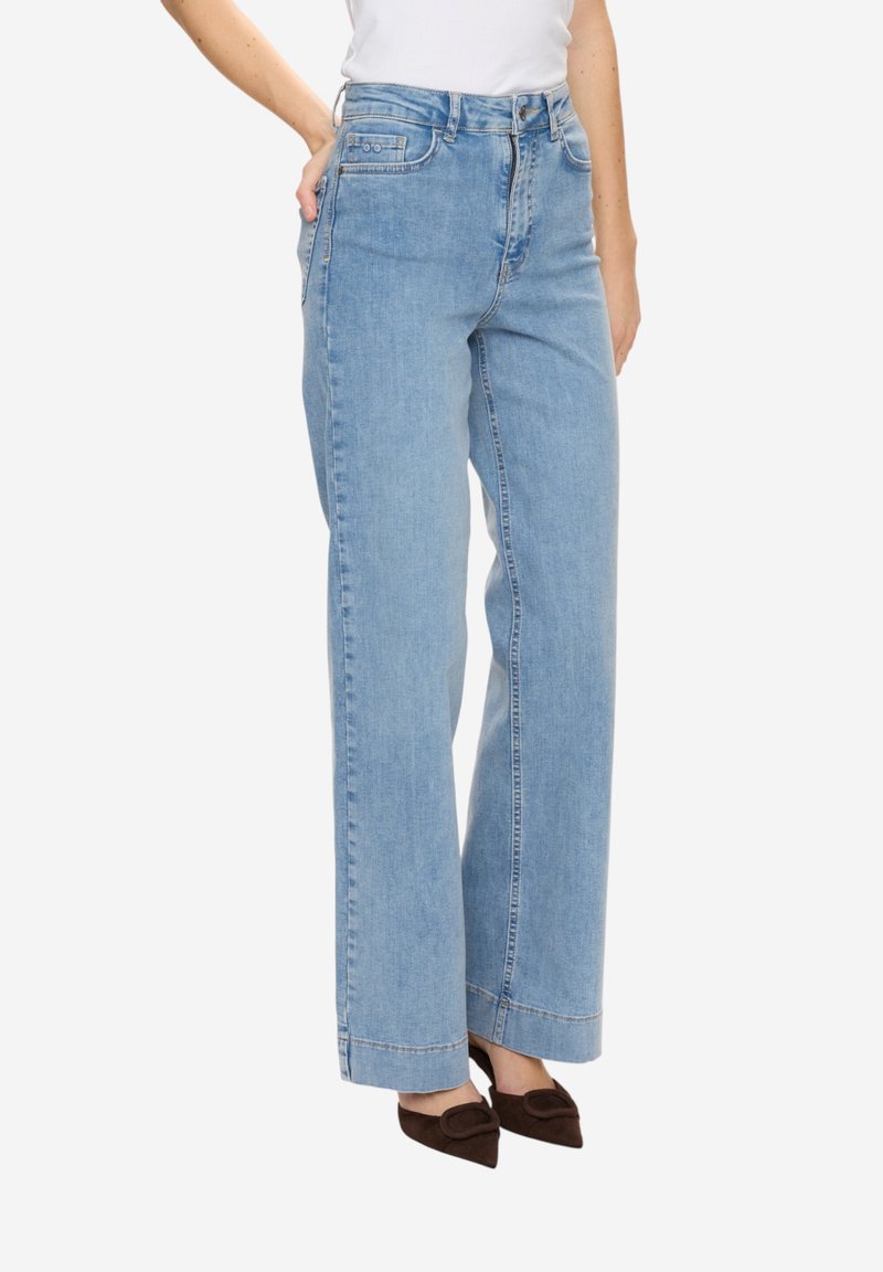 Nümph NUPARIS WIDE - Wide Leg - light b stonewash denim/carta da ...