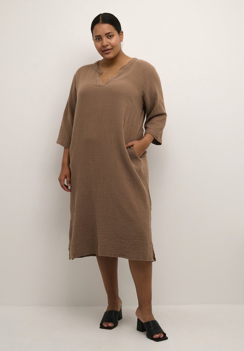 Kaffe Curve VALLY - Freizeitkleid - soft silt/braun - Zalando.ch