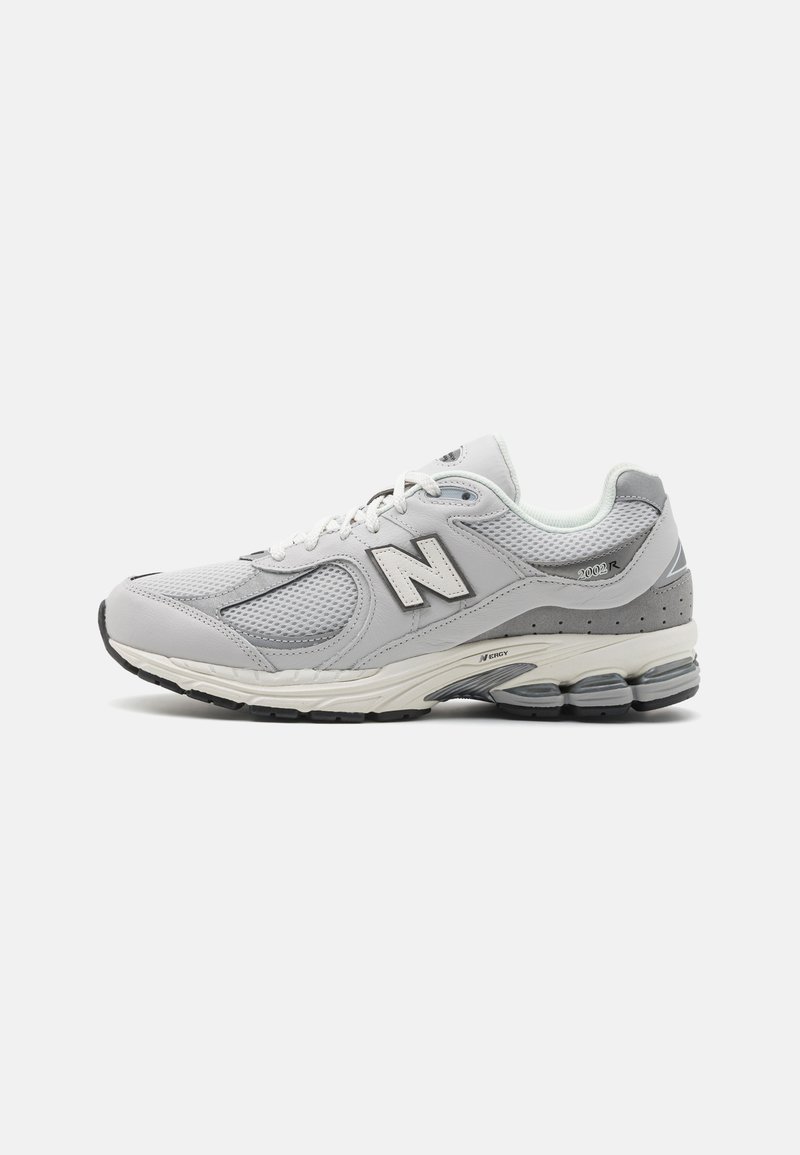 New Balance M2002 UNISEX - Sneakers - grey/grå - Zalando.dk