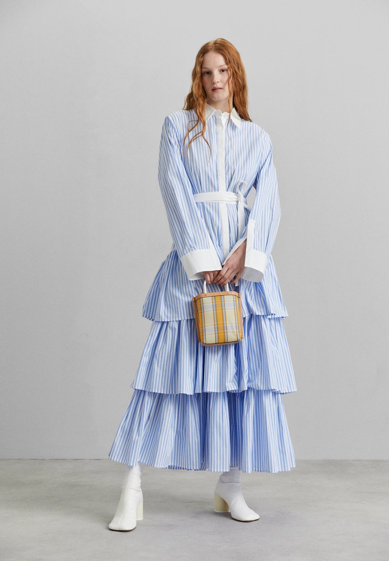 Sara Battaglia Long Ruffles Dress Maxi šaty Light Blue Modrá