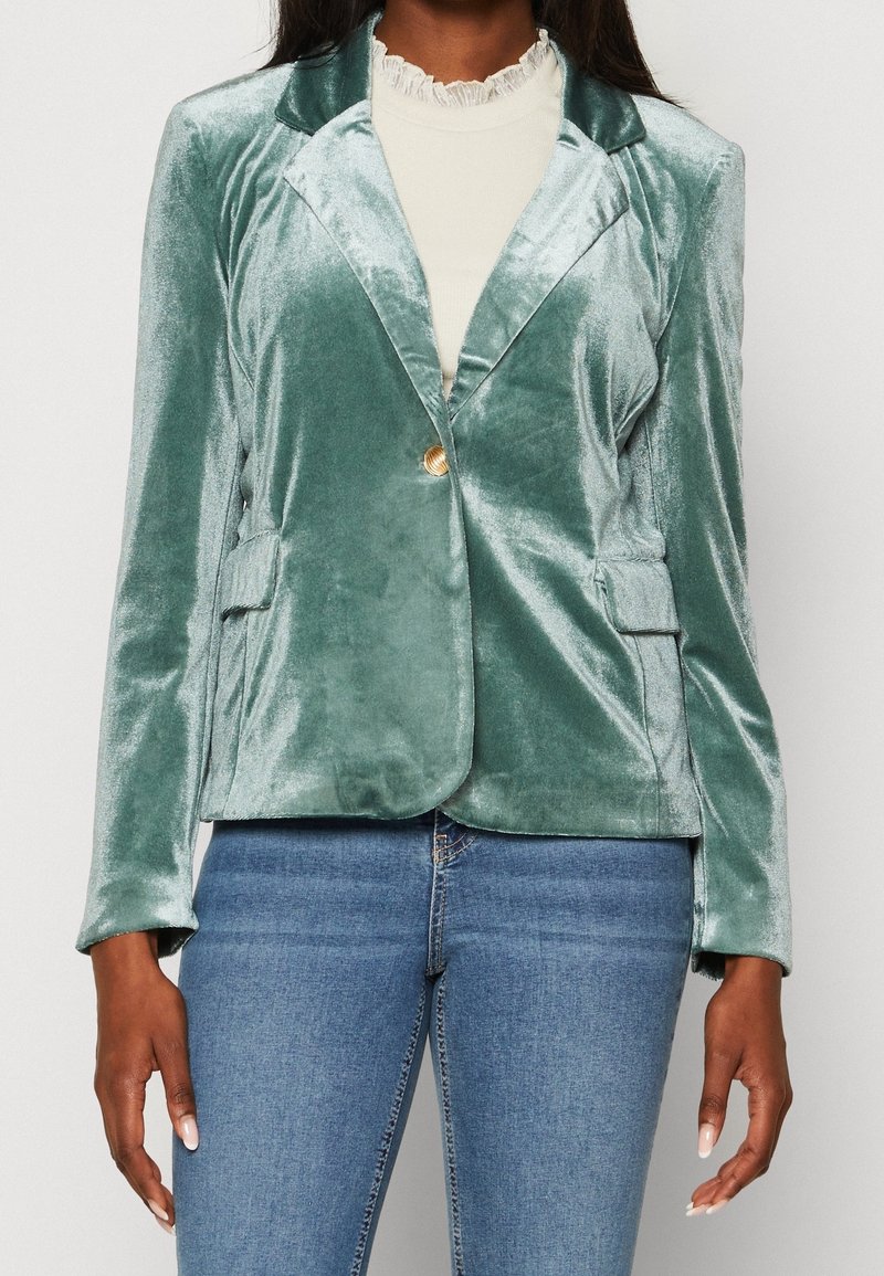 Vero Moda Petite Blazer - dark green/verde oscuro - (Segunda mano ...