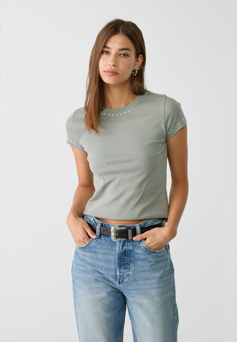Stradivarius REGULAR FIT - T-shirt z nadrukiem - Zalando.pl