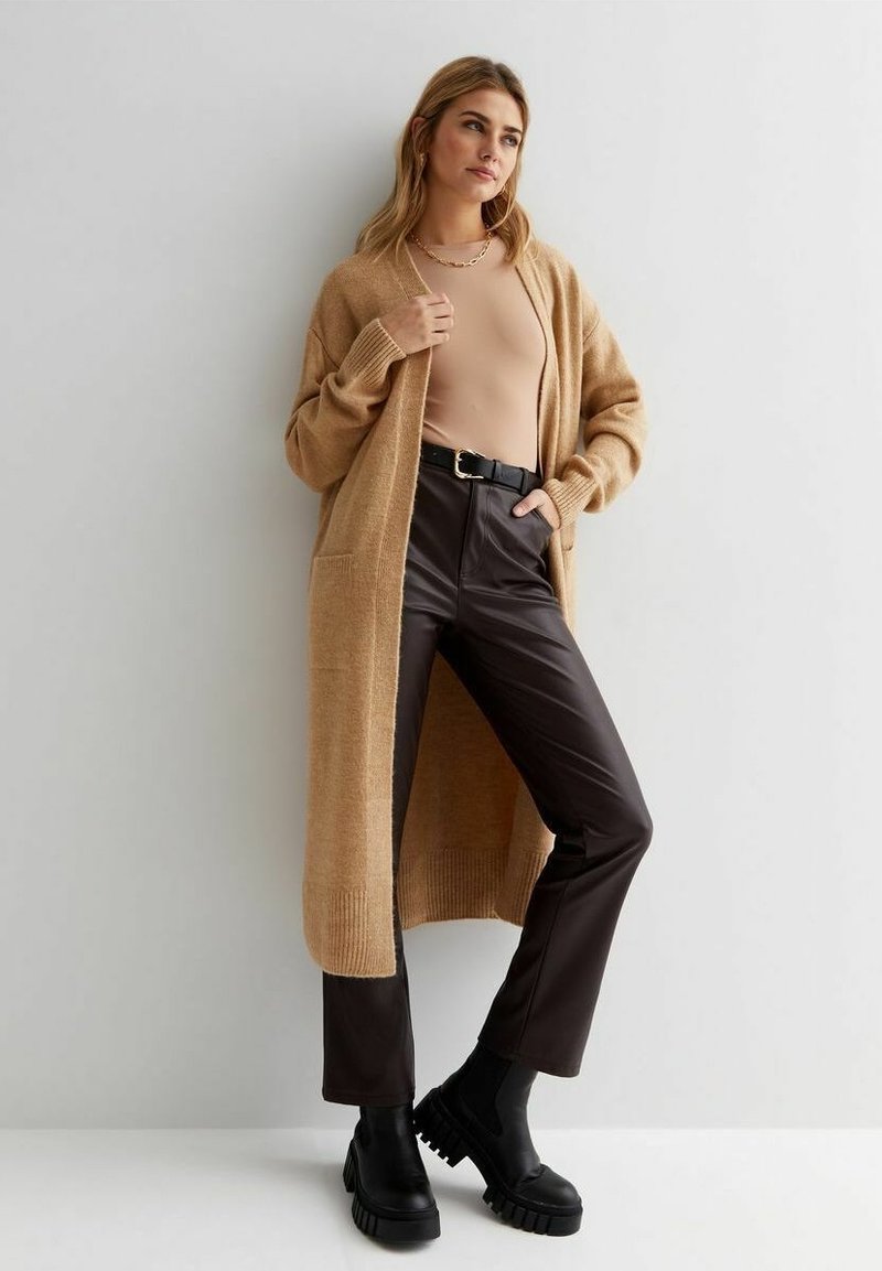 New Look POCKET FRONT MIDI - Vest - camel - Zalando.be