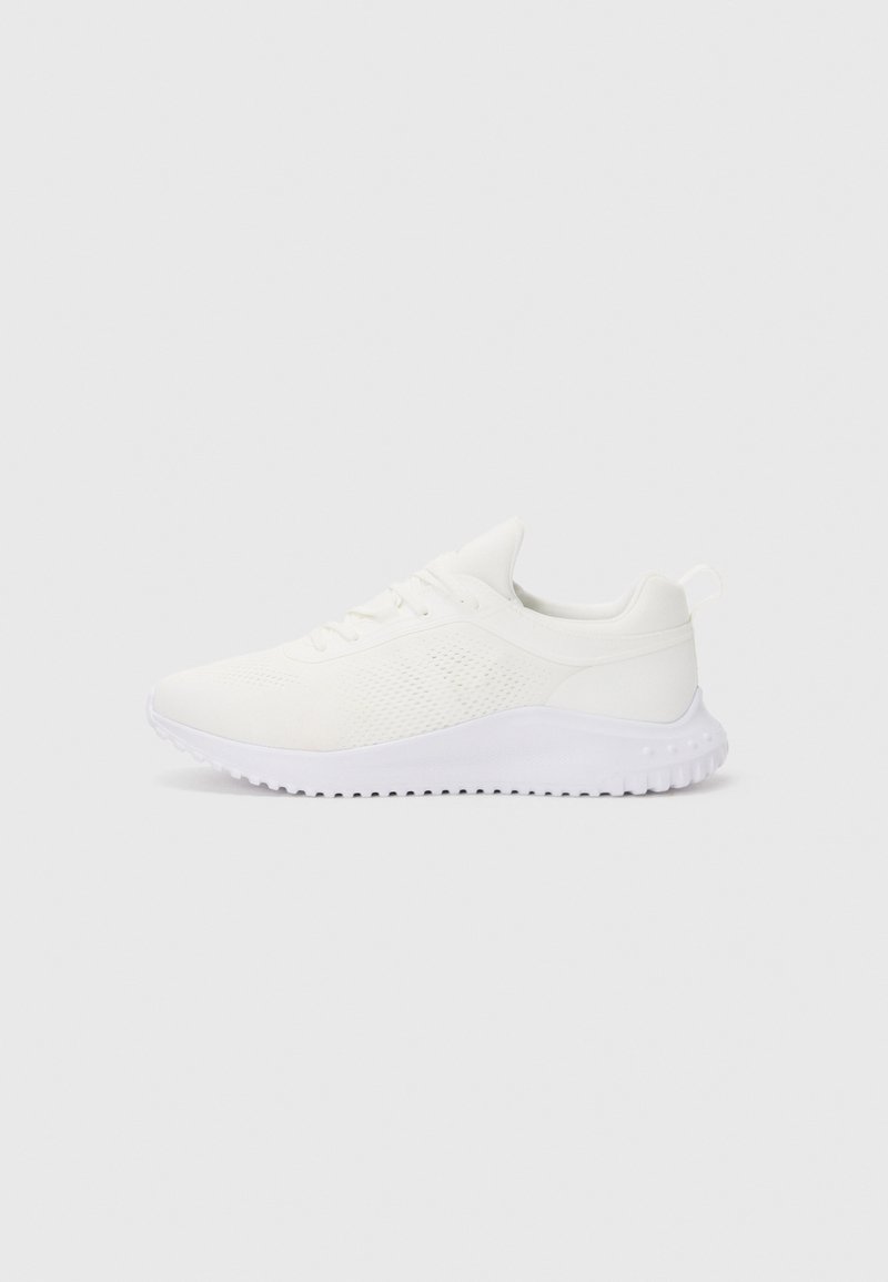 Calvin Klein Jeans EVA - Trainers - triple bright white/white - Zalando ...