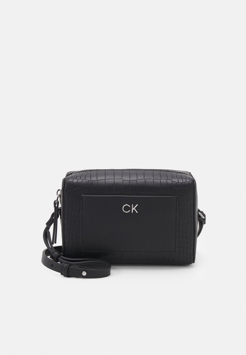 Calvin Klein DAILY CAMERA BAG - Across body bag - black - Zalando.co.uk