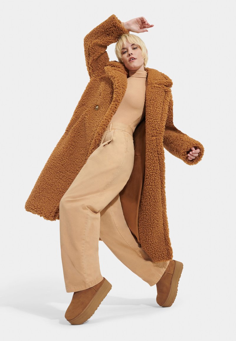 UGG GERTRUDE L TEDDY CT - Cappotto invernale - chestnut/marrone ...
