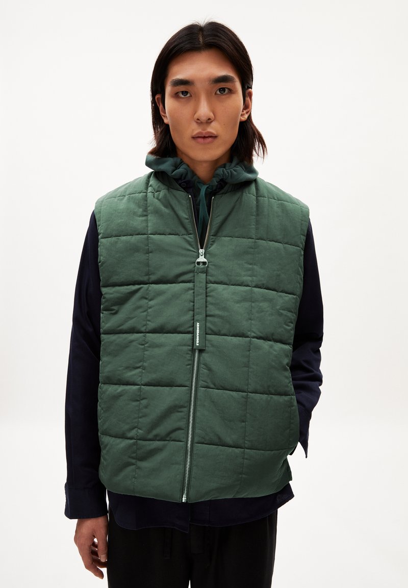 ARMEDANGELS AABISKO - Weste - boreal green/tanne - Zalando.at