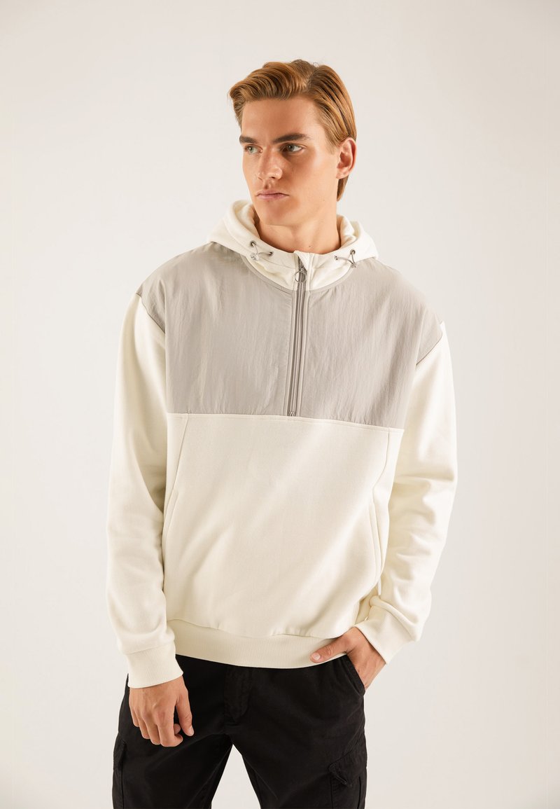 Pier One Sweatshirt - off-white/off-white - Zalando.de