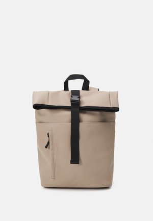 Rains BACKPACK MINI UNISEX - Tagesrucksack - sand/beige - Zalando.de