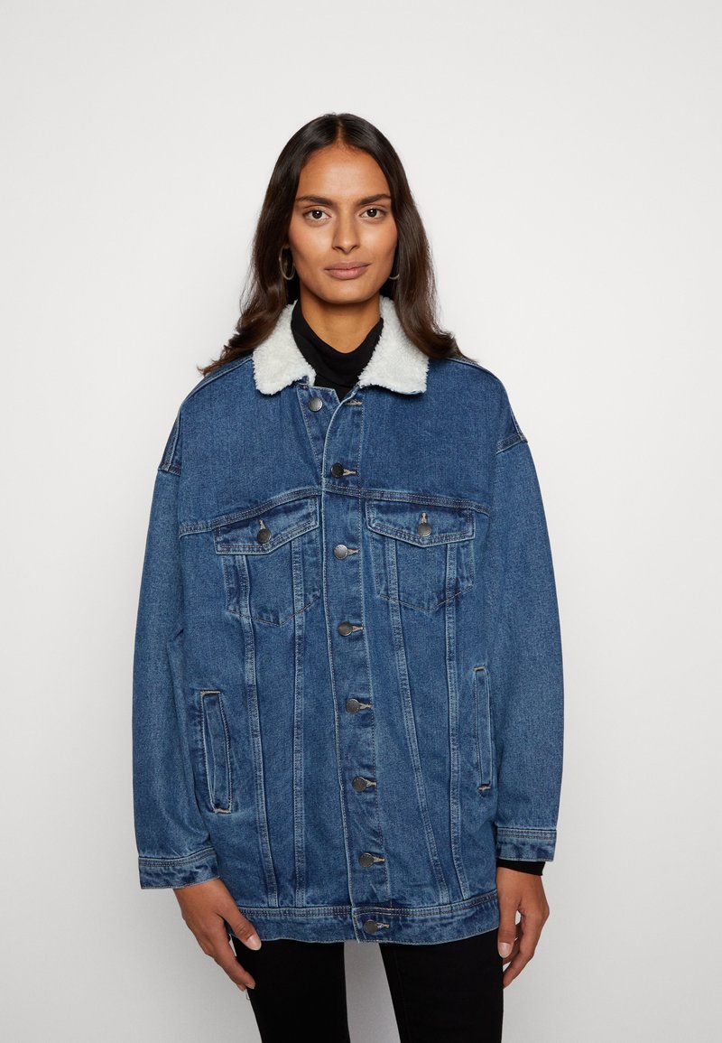 ONLY ONLLENNOX LONG OVERSIZED JACKET - Farmerdzseki - medium blue denim ...
