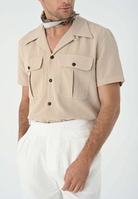 Antioch Skjorta - light beige/laxrosa - Zalando.se