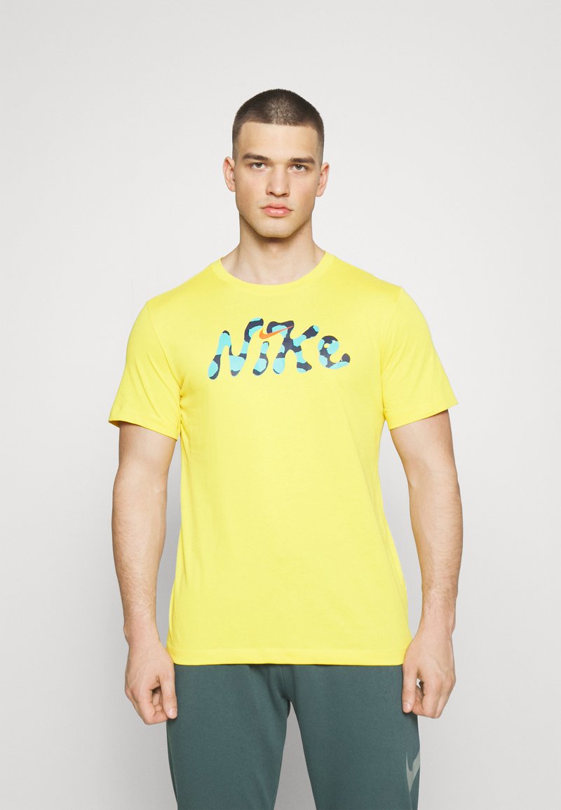 Nike Performance TEE DYE - Sport T-Shirt - vivid sulfur/gelb - Zalando.ch