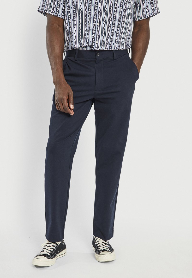 Redefined Rebel TREVOR PANTS - Chino - navy blazer/dunkelblau - Zalando.ch