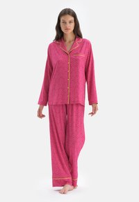 DAGI FUTURISTIC OPTIMISM SET - Pyjama - pink/donkerroze - Zalando.nl
