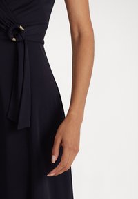 Lauren Ralph Lauren KARLEE SHORT SLEEVE DAY DRESS - Jerseyjurk - lighthouse navy/blauw - Zalando.be